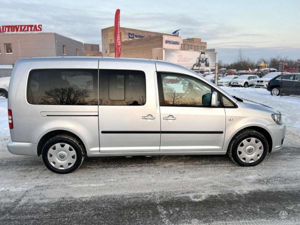 Grey Volkswagen Caddy 2015 in Panevezys, with an engine capacity of 1.60 L and mileage of 309 thousand km for 7500 €, photo 8 on AUTOMOTO.COM.LV