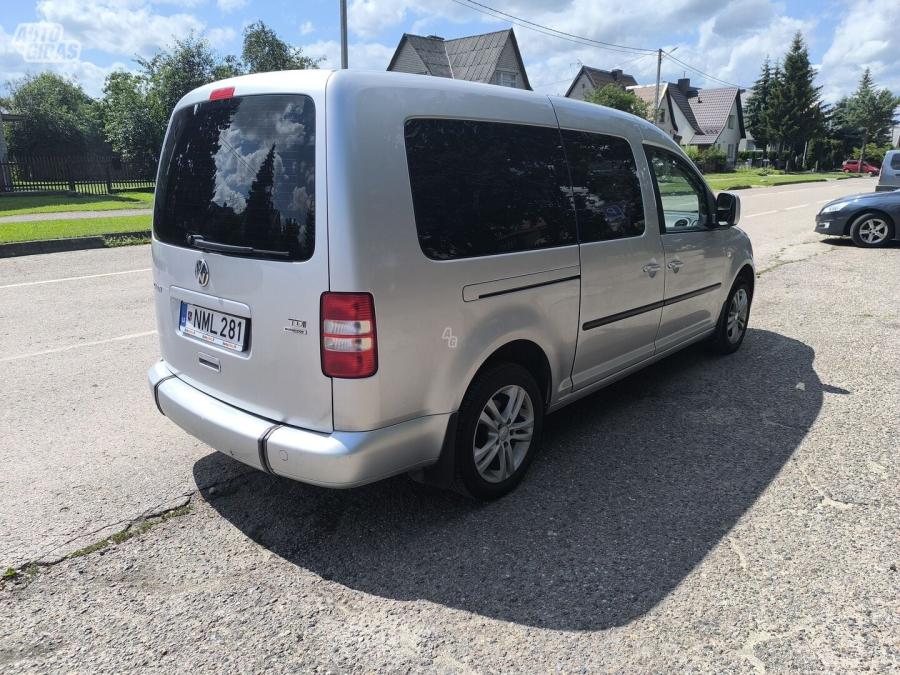 Grey Volkswagen Caddy 2015 in Kaunas, with an engine capacity of 1.60 L and mileage of 233 thousand km for 7700 €, photo 8 on AUTOMOTO.COM.LV