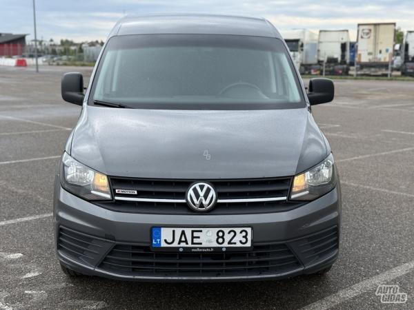 Grey Volkswagen Caddy 2015 in Vilnius, with an engine capacity of 2.00 L and mileage of 200 thousand km for 9500 €, photo 2 on AUTOMOTO.COM.LV
