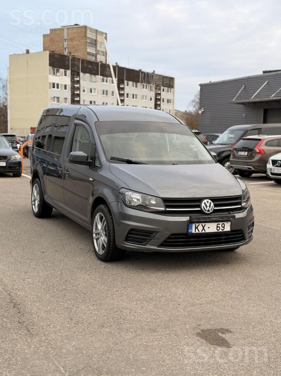 Pelēks Volkswagen Caddy 2015 Rīga, ar dzinēja tilpumu 2.00 L un nobraukumu 340 tūkst. km par 9990 €, foto 1 vietnē AUTOMOTO.COM.LV