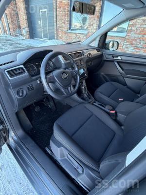 Pelēks Volkswagen Caddy 2015 Rīga, ar dzinēja tilpumu 2.00 L un nobraukumu 340 tūkst. km par 9990 €, foto 6 vietnē AUTOMOTO.COM.LV