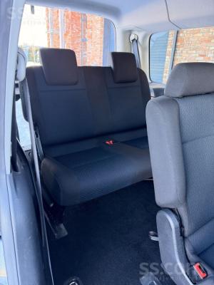 Pelēks Volkswagen Caddy 2015 Rīga, ar dzinēja tilpumu 2.00 L un nobraukumu 340 tūkst. km par 9990 €, foto 9 vietnē AUTOMOTO.COM.LV