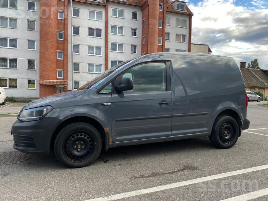 Pelēks Volkswagen Caddy 2015 Rīga, ar dzinēja tilpumu 1.60 L un nobraukumu 480 tūkst. km par 4900 €, foto 4 vietnē AUTOMOTO.COM.LV