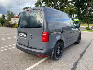 Pelēks Volkswagen Caddy 2015 Rīga, ar dzinēja tilpumu 1.60 L un nobraukumu 480 tūkst. km par 4900 €, foto 5 vietnē AUTOMOTO.COM.LV