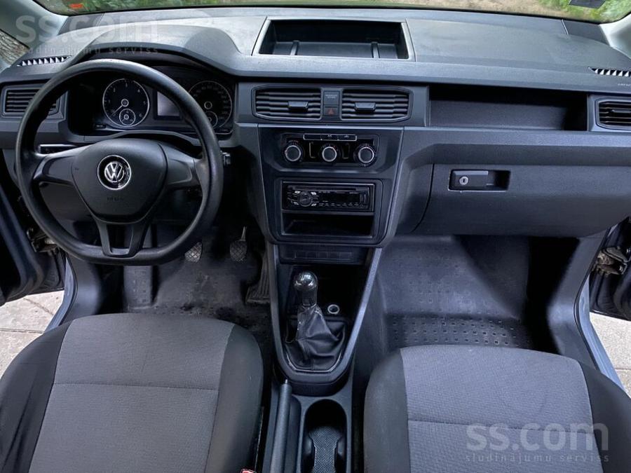 Pelēks Volkswagen Caddy 2015 Rīga, ar dzinēja tilpumu 1.60 L un nobraukumu 480 tūkst. km par 4900 €, foto 7 vietnē AUTOMOTO.COM.LV