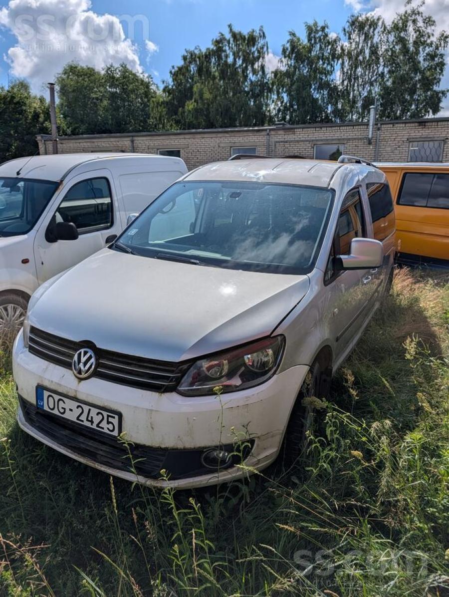 Pelēks Volkswagen Caddy 2015 Rīga, ar dzinēja tilpumu 2.00 L un nobraukumu 262 tūkst. km par 2600 €, foto 1 vietnē AUTOMOTO.COM.LV