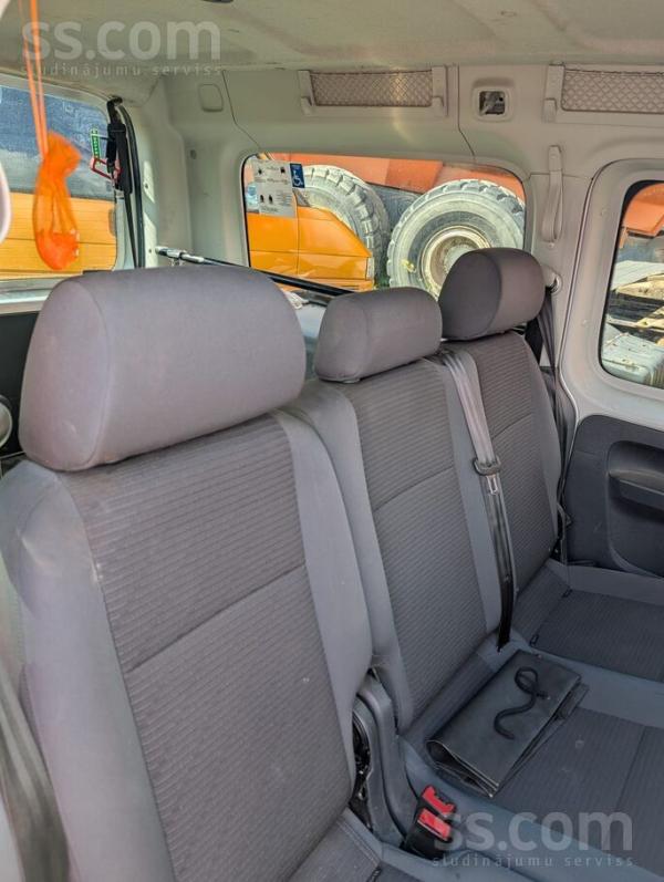 Pelēks Volkswagen Caddy 2015 Rīga, ar dzinēja tilpumu 2.00 L un nobraukumu 262 tūkst. km par 2600 €, foto 5 vietnē AUTOMOTO.COM.LV