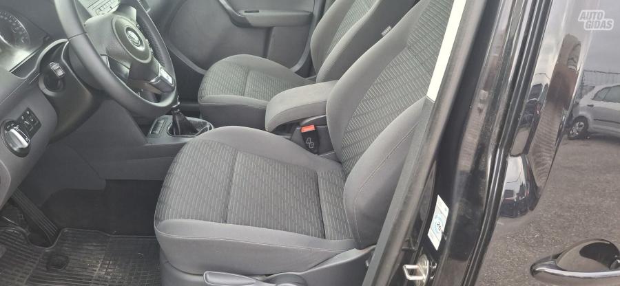 Pelēks Volkswagen Caddy 2015 Marijampole, ar dzinēja tilpumu 1.60 L un nobraukumu 241 tūkst. km par 6950 €, foto 10 vietnē AUTOMOTO.COM.LV