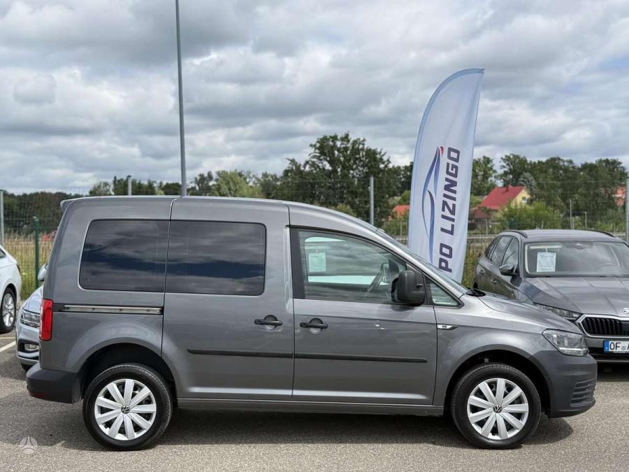 Pelēks Volkswagen Caddy 2015 Viļņa, ar dzinēja tilpumu 1.97 L un nobraukumu 201 tūkst. km par 9500 €, foto 3 vietnē AUTOMOTO.COM.LV