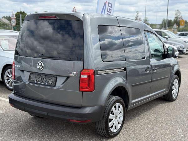 Pelēks Volkswagen Caddy 2015 Viļņa, ar dzinēja tilpumu 1.97 L un nobraukumu 201 tūkst. km par 9500 €, foto 3 vietnē AUTOMOTO.COM.LV