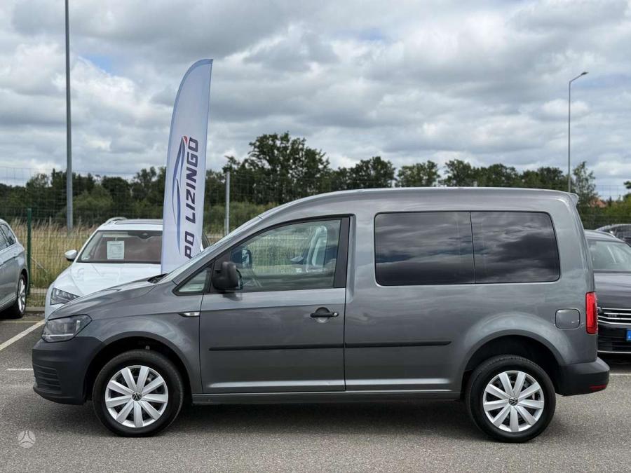 Pelēks Volkswagen Caddy 2015 Viļņa, ar dzinēja tilpumu 1.97 L un nobraukumu 201 tūkst. km par 9500 €, foto 7 vietnē AUTOMOTO.COM.LV