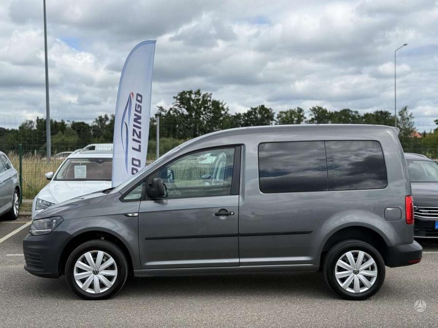 Pelēks Volkswagen Caddy 2015 Viļņa, ar dzinēja tilpumu 1.97 L un nobraukumu 201 tūkst. km par 9500 €, foto 8 vietnē AUTOMOTO.COM.LV