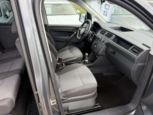 Pelēks Volkswagen Caddy 2015 Viļņa, ar dzinēja tilpumu 1.97 L un nobraukumu 201 tūkst. km par 9500 €, foto 13 vietnē AUTOMOTO.COM.LV