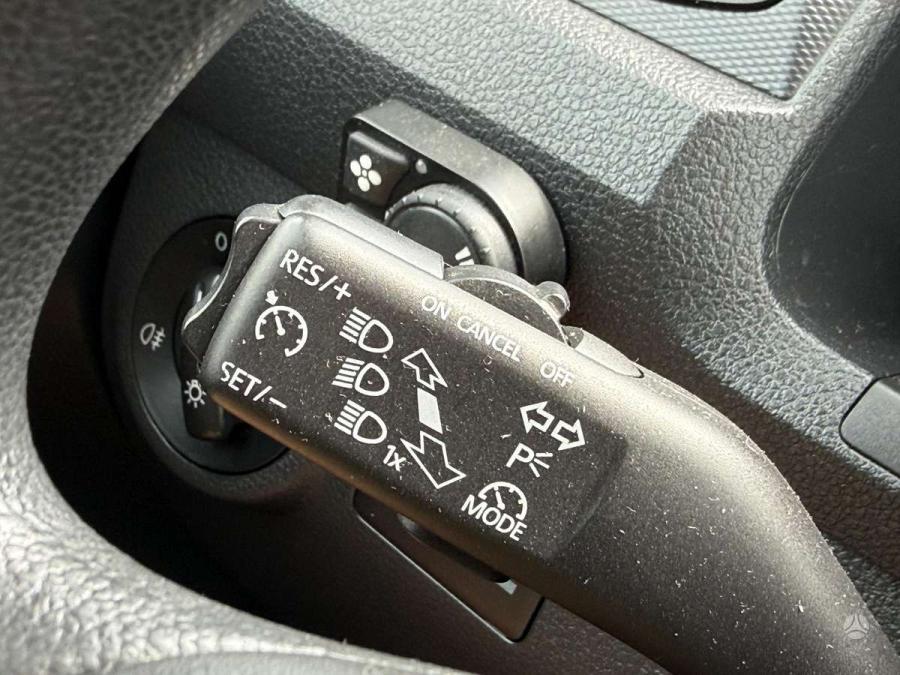 Pelēks Volkswagen Caddy 2015 Viļņa, ar dzinēja tilpumu 1.97 L un nobraukumu 201 tūkst. km par 9500 €, foto 20 vietnē AUTOMOTO.COM.LV