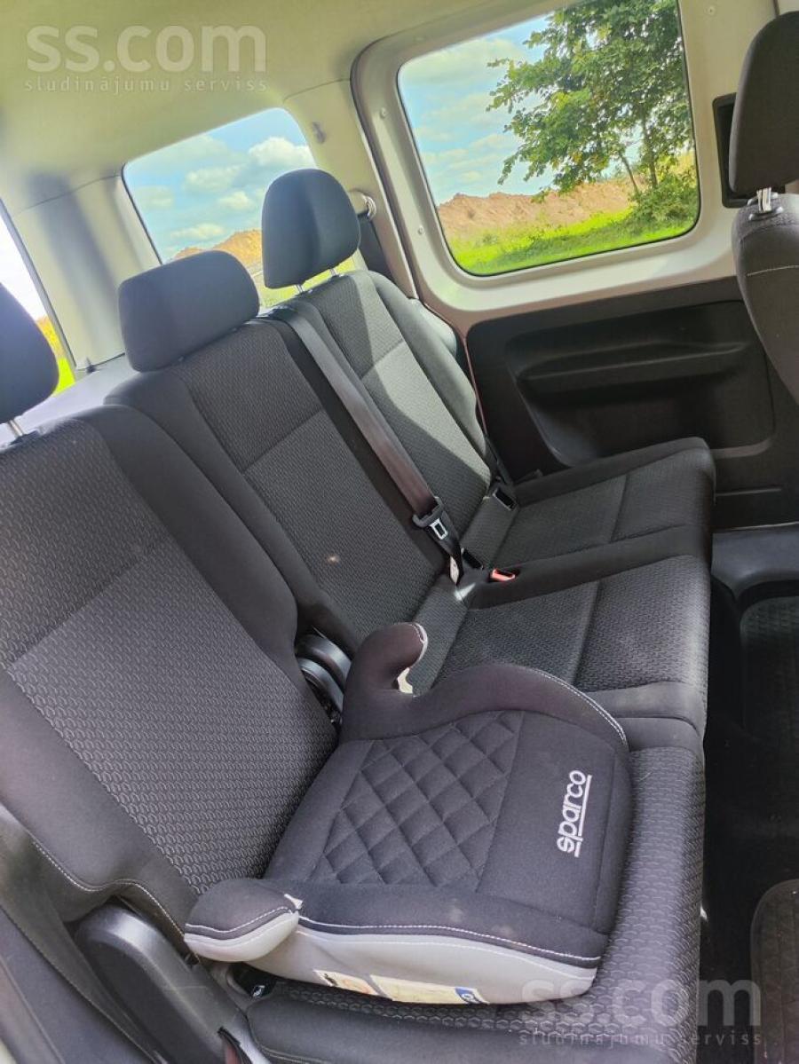 Pelēks Volkswagen Caddy 2015 Rēzekne, ar dzinēja tilpumu 2.00 L un nobraukumu 303 tūkst. km par 9500 €, foto 8 vietnē AUTOMOTO.COM.LV