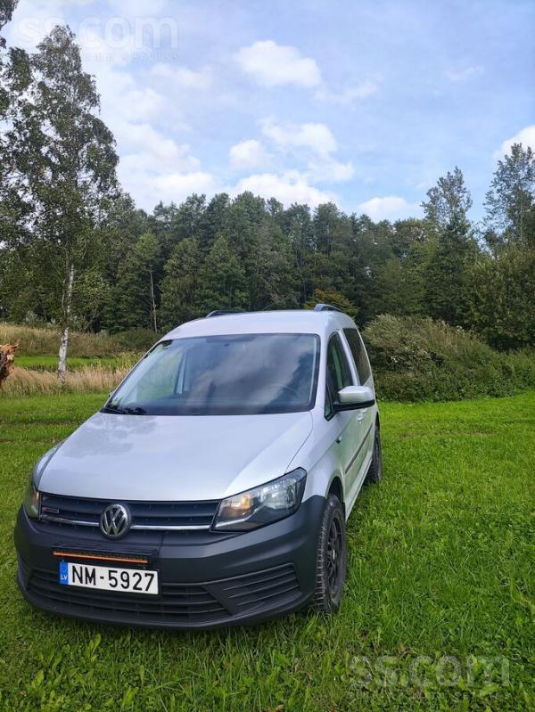 Pelēks Volkswagen Caddy 2015 Rēzekne, ar dzinēja tilpumu 2.00 L un nobraukumu 303 tūkst. km par 9500 €, foto 5 vietnē AUTOMOTO.COM.LV