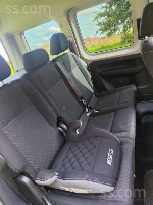 Pelēks Volkswagen Caddy 2015 Rēzekne, ar dzinēja tilpumu 2.00 L un nobraukumu 303 tūkst. km par 9500 €, foto 8 vietnē AUTOMOTO.COM.LV