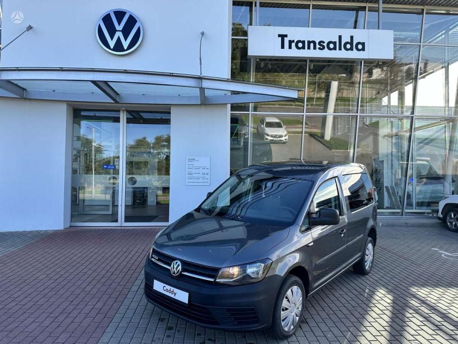 Grey Volkswagen Caddy 2015 in Siauliai, with an engine capacity of 1.97 L and mileage of 210 thousand km for 10900 €, photo 1 on AUTOMOTO.COM.LV