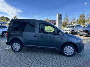 Grey Volkswagen Caddy 2015 in Siauliai, with an engine capacity of 1.97 L and mileage of 210 thousand km for 10900 €, photo 6 on AUTOMOTO.COM.LV