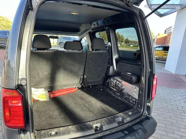 Pelēks Volkswagen Caddy 2015 Šauļi, ar dzinēja tilpumu 1.97 L un nobraukumu 210 tūkst. km par 10900 €, foto 11 vietnē AUTOMOTO.COM.LV