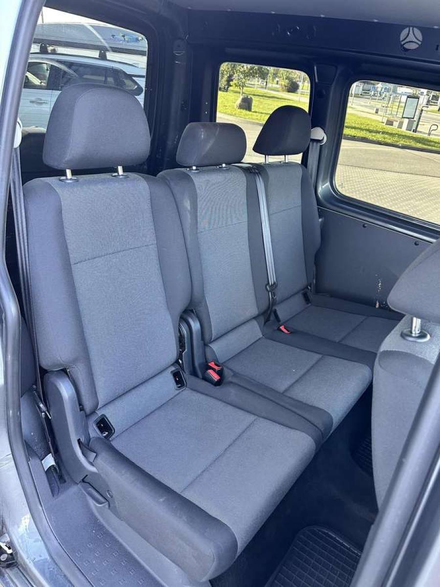 Grey Volkswagen Caddy 2015 in Siauliai, with an engine capacity of 1.97 L and mileage of 210 thousand km for 10900 €, photo 12 on AUTOMOTO.COM.LV