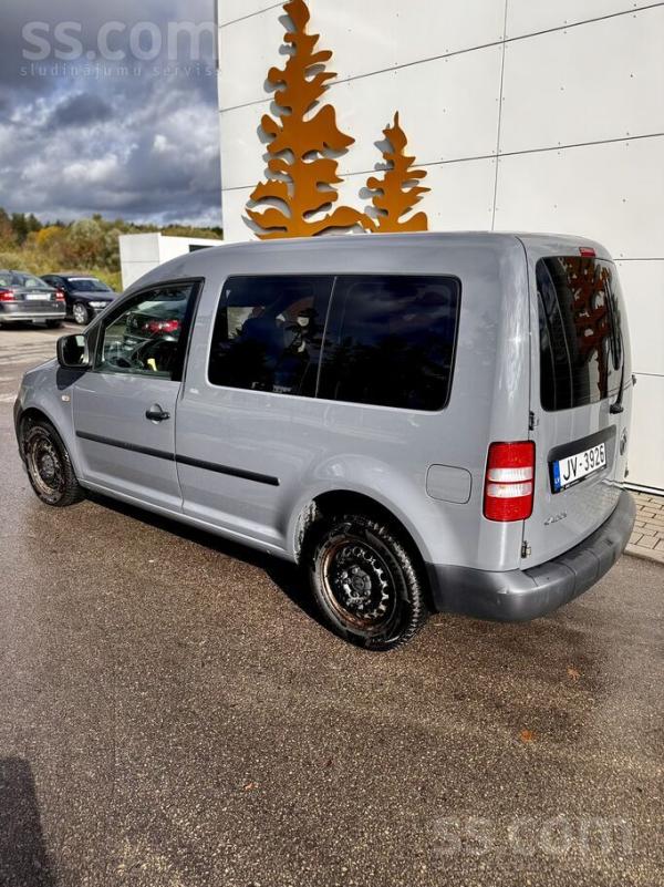 Pelēks Volkswagen Caddy 2015 Rīga, ar dzinēja tilpumu 1.60 L un nobraukumu 278 tūkst. km par 5000 €, foto 5 vietnē AUTOMOTO.COM.LV