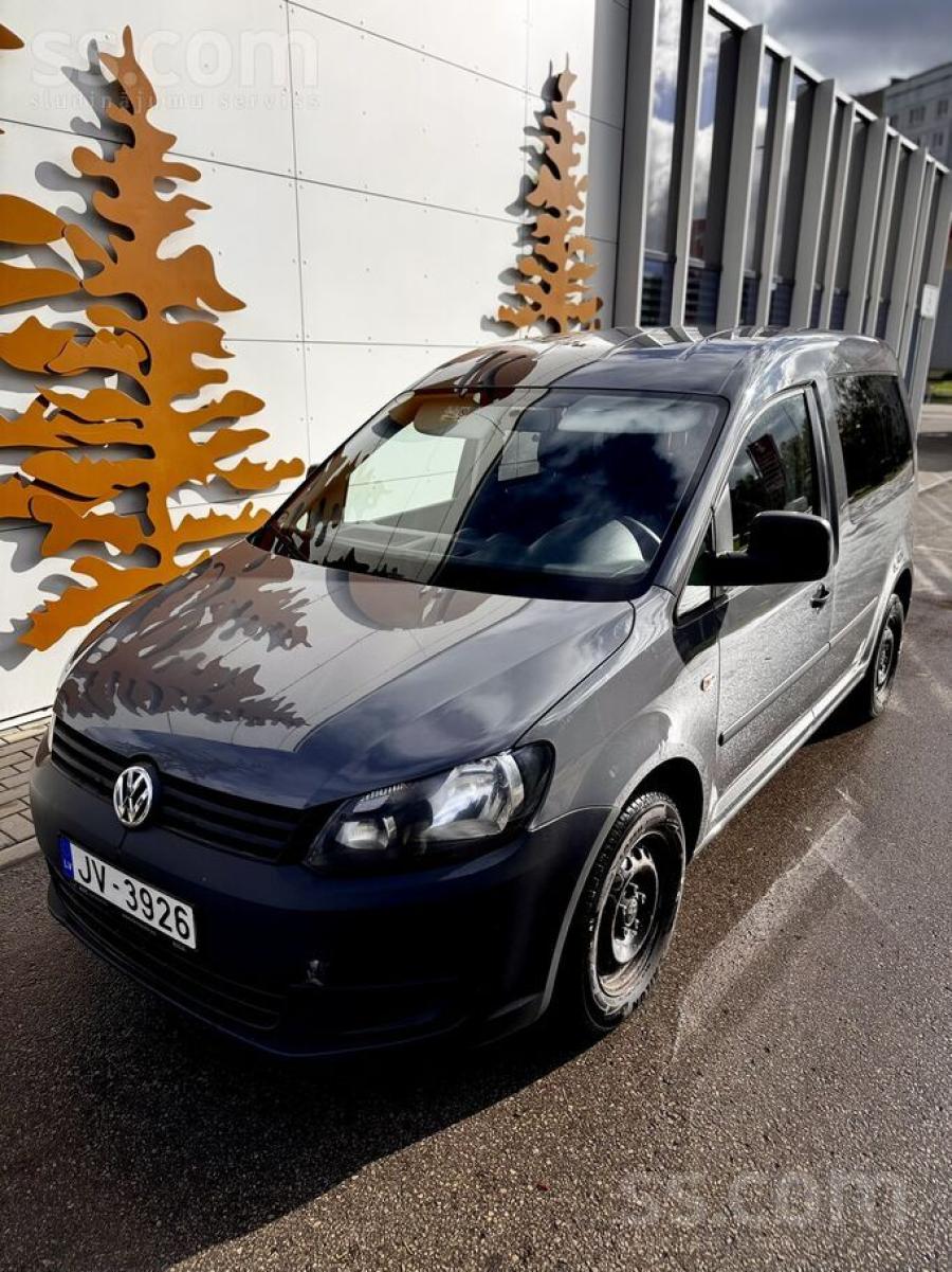 Grey Volkswagen Caddy 2015 in Riga, with an engine capacity of 1.60 L and mileage of 278 thousand km for 5000 €, photo 6 on AUTOMOTO.COM.LV
