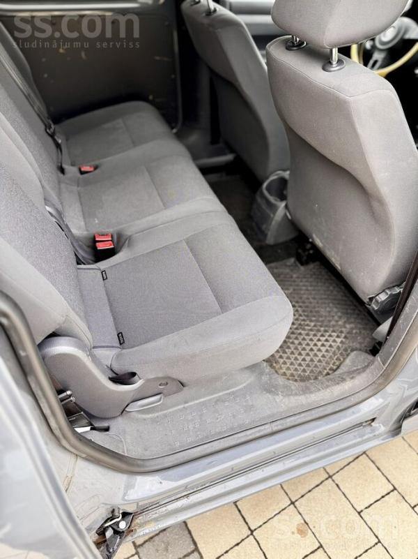 Pelēks Volkswagen Caddy 2015 Rīga, ar dzinēja tilpumu 1.60 L un nobraukumu 278 tūkst. km par 5000 €, foto 9 vietnē AUTOMOTO.COM.LV