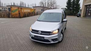 Grey Volkswagen Caddy 2016 in Kretinga, with an engine capacity of 1.97 L and mileage of 235 thousand km for 8900 €, photo 3 on AUTOMOTO.COM.LV