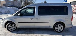 Grey Volkswagen Caddy 2016 in Kaunas, with an engine capacity of 2.00 L and mileage of 312 thousand km for 10800 €, photo 2 on AUTOMOTO.COM.LV