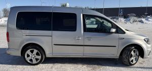 Grey Volkswagen Caddy 2016 in Kaunas, with an engine capacity of 2.00 L and mileage of 312 thousand km for 10800 €, photo 5 on AUTOMOTO.COM.LV