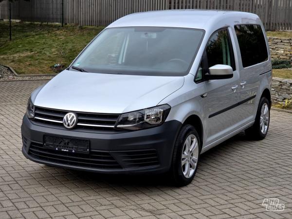 Pelēks Volkswagen Caddy 2016 Viļņa, ar dzinēja tilpumu 2.00 L un nobraukumu 280 tūkst. km par 9150 €, foto 3 vietnē AUTOMOTO.COM.LV