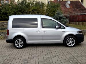 Grey Volkswagen Caddy 2016 in Vilnius, with an engine capacity of 2.00 L and mileage of 280 thousand km for 9150 €, photo 9 on AUTOMOTO.COM.LV