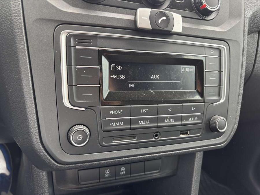Pelēks Volkswagen Caddy 2016 Viļņa, ar dzinēja tilpumu 1.97 L un nobraukumu 132 tūkst. km par 7000 €, foto 12 vietnē AUTOMOTO.COM.LV