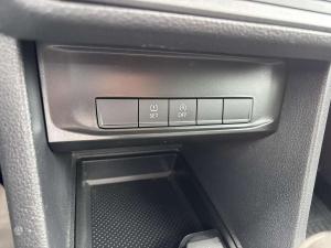 Pelēks Volkswagen Caddy 2016 Viļņa, ar dzinēja tilpumu 1.97 L un nobraukumu 132 tūkst. km par 7000 €, foto 13 vietnē AUTOMOTO.COM.LV