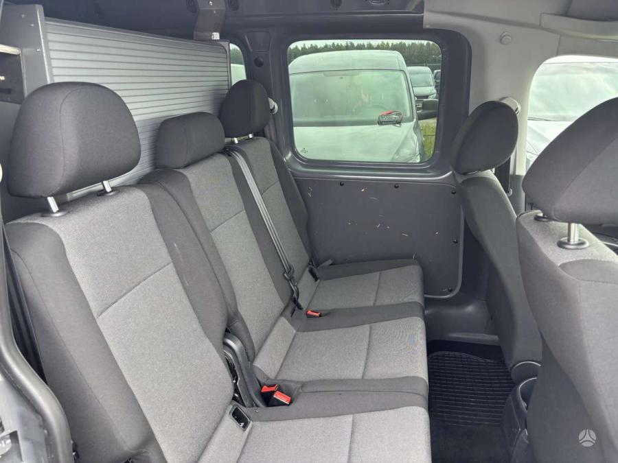 Pelēks Volkswagen Caddy 2016 Viļņa, ar dzinēja tilpumu 1.97 L un nobraukumu 132 tūkst. km par 7000 €, foto 21 vietnē AUTOMOTO.COM.LV