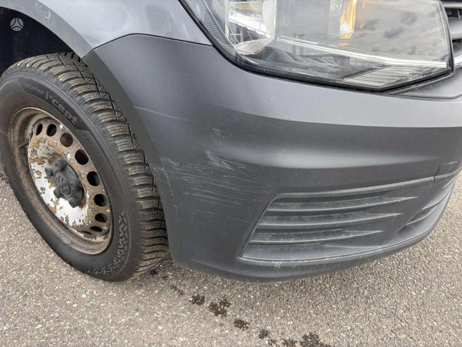 Pelēks Volkswagen Caddy 2016 Viļņa, ar dzinēja tilpumu 1.97 L un nobraukumu 132 tūkst. km par 7000 €, foto 22 vietnē AUTOMOTO.COM.LV