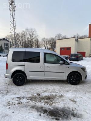 Pelēks Volkswagen Caddy 2016 Ventspils, ar dzinēja tilpumu 2.00 L un nobraukumu 296 tūkst. km par 12500 €, foto 5 vietnē AUTOMOTO.COM.LV