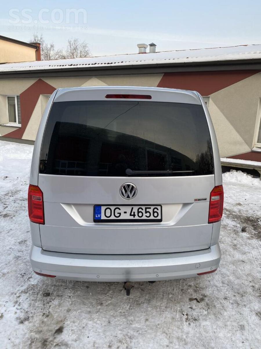 Pelēks Volkswagen Caddy 2016 Ventspils, ar dzinēja tilpumu 2.00 L un nobraukumu 296 tūkst. km par 12500 €, foto 9 vietnē AUTOMOTO.COM.LV