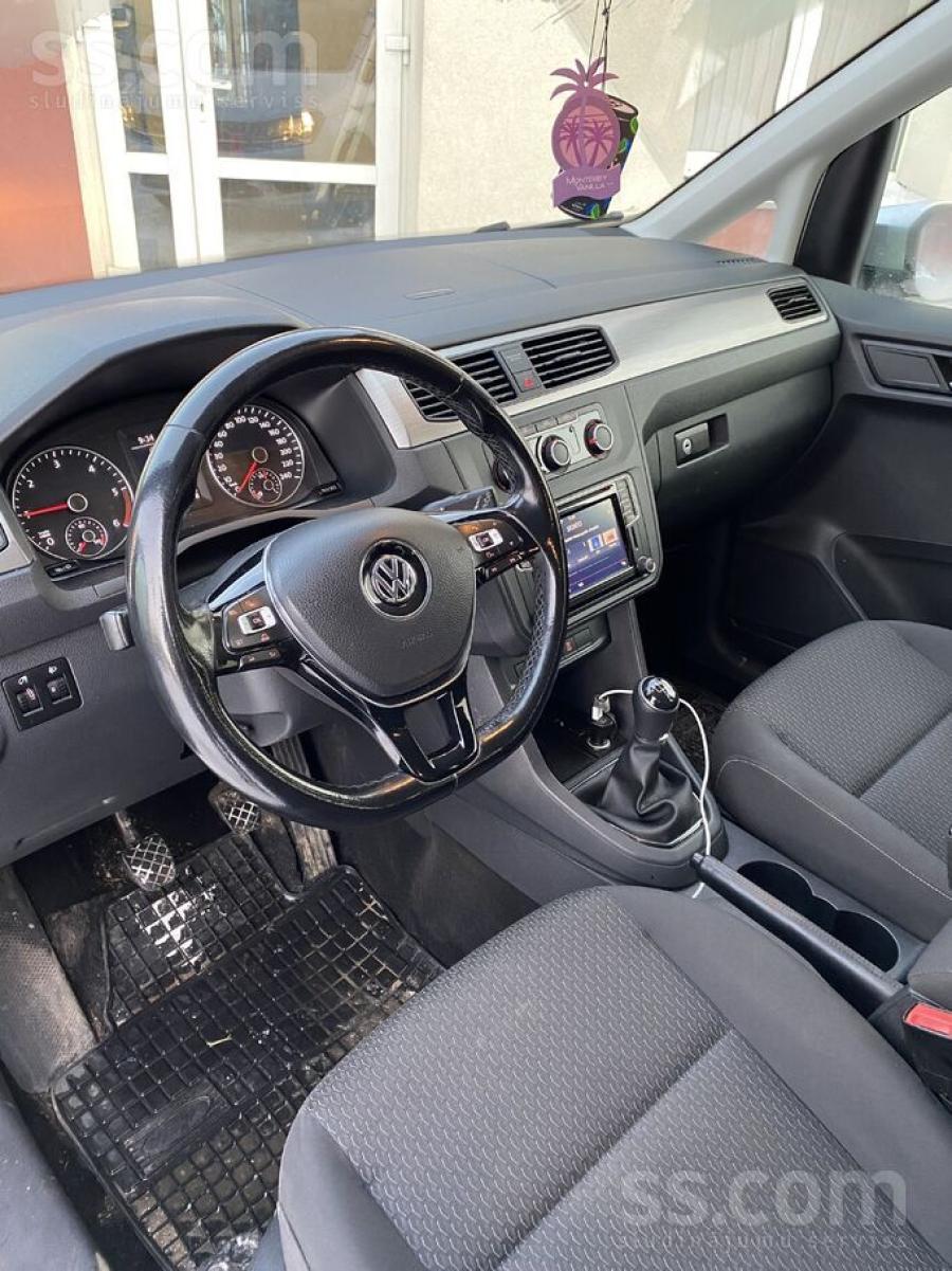 Pelēks Volkswagen Caddy 2016 Ventspils, ar dzinēja tilpumu 2.00 L un nobraukumu 296 tūkst. km par 12500 €, foto 13 vietnē AUTOMOTO.COM.LV