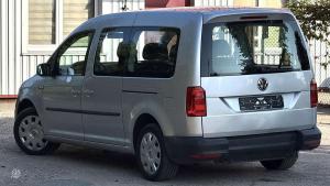 Grey Volkswagen Caddy 2016 in Ukmerge, with an engine capacity of 1.97 L and mileage of 445 thousand km for 4600 €, photo 5 on AUTOMOTO.COM.LV