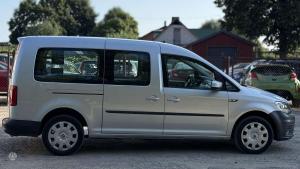 Grey Volkswagen Caddy 2016 in Ukmerge, with an engine capacity of 1.97 L and mileage of 445 thousand km for 4600 €, photo 6 on AUTOMOTO.COM.LV