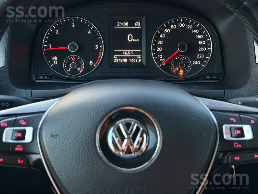 Pelēks Volkswagen Caddy 2016 Ventspils, ar dzinēja tilpumu 2.00 L un nobraukumu 295 tūkst. km par 10500 €, foto 10 vietnē AUTOMOTO.COM.LV