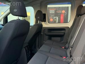 Pelēks Volkswagen Caddy 2016 Ventspils, ar dzinēja tilpumu 2.00 L un nobraukumu 295 tūkst. km par 10500 €, foto 12 vietnē AUTOMOTO.COM.LV