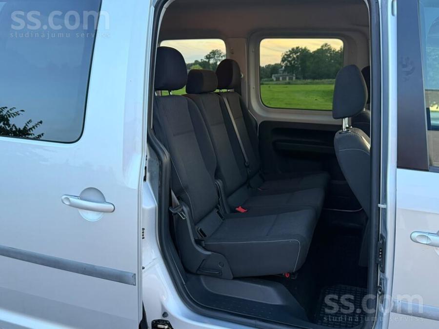 Pelēks Volkswagen Caddy 2016 Ventspils, ar dzinēja tilpumu 2.00 L un nobraukumu 295 tūkst. km par 10500 €, foto 18 vietnē AUTOMOTO.COM.LV