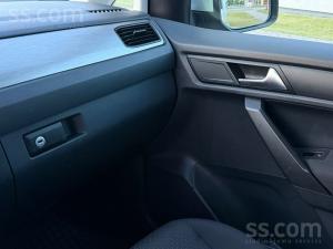 Pelēks Volkswagen Caddy 2016 Ventspils, ar dzinēja tilpumu 2.00 L un nobraukumu 295 tūkst. km par 10500 €, foto 30 vietnē AUTOMOTO.COM.LV