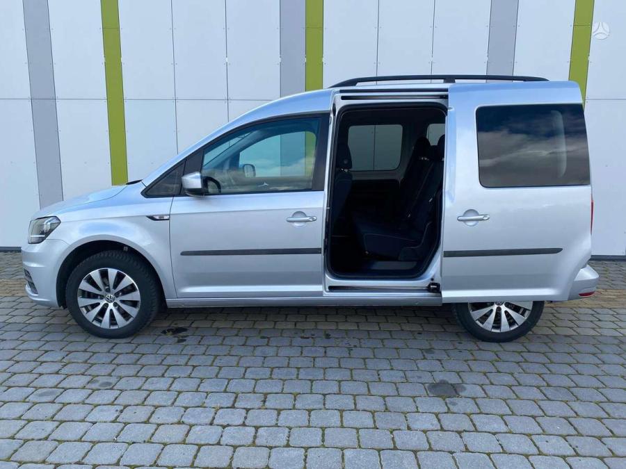 Pelēks Volkswagen Caddy 2017 Raseiniai, ar dzinēja tilpumu 1.97 L un nobraukumu 223 tūkst. km par 9950 €, foto 8 vietnē AUTOMOTO.COM.LV