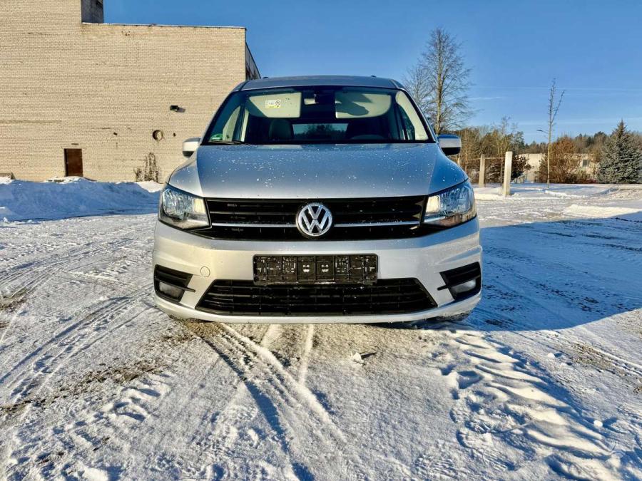 Pelēks Volkswagen Caddy 2017 Kauņa, ar dzinēja tilpumu 1.97 L un nobraukumu 272 tūkst. km par 10400 €, foto 2 vietnē AUTOMOTO.COM.LV