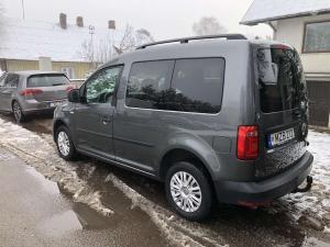 Pelēks Volkswagen Caddy 2017 Panevēža, ar dzinēja tilpumu 1.97 L un nobraukumu 168 tūkst. km par 10800 €, foto 4 vietnē AUTOMOTO.COM.LV