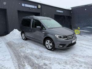 Grey Volkswagen Caddy 2017 in Vilnius, with an engine capacity of 1.97 L and mileage of 283 thousand km for 10500 €, photo 2 on AUTOMOTO.COM.LV